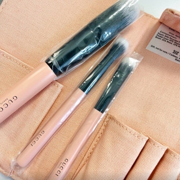 Gucci | Makeup | Gucci 3 Piece Brush Set | Poshmark